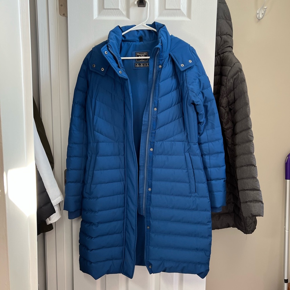 Beautiful Blue Puffer Coat - Gem